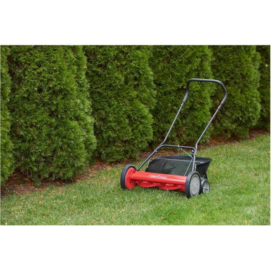 Tondeuse manuelle de 20 po avec ramasse-herbes
